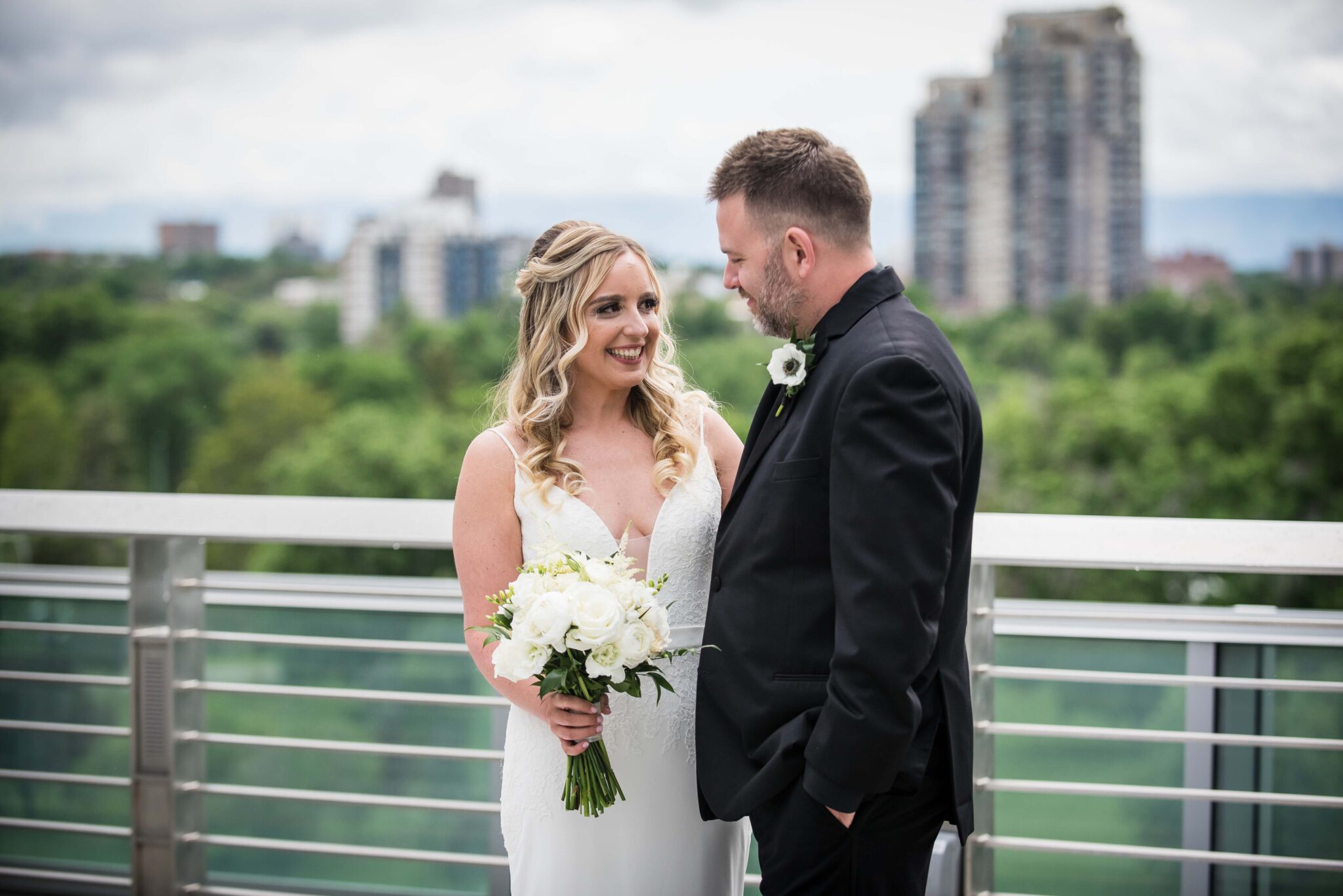 Julie & Adam's Summer Wedding at the Denver Museum of Nature & Science ...